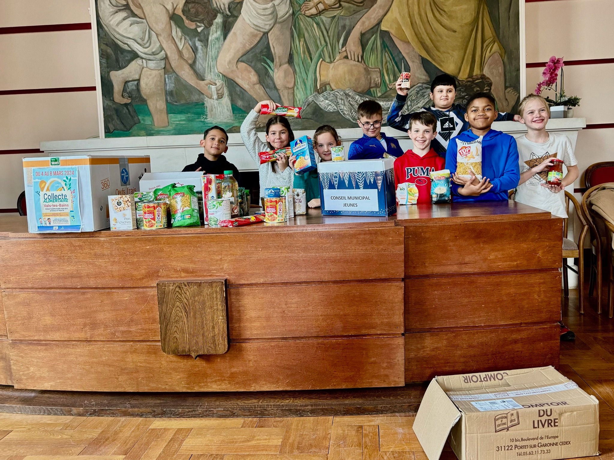 Collecte alimentaire des enfants du Conseil Municipal des Jeunes - Vals ...